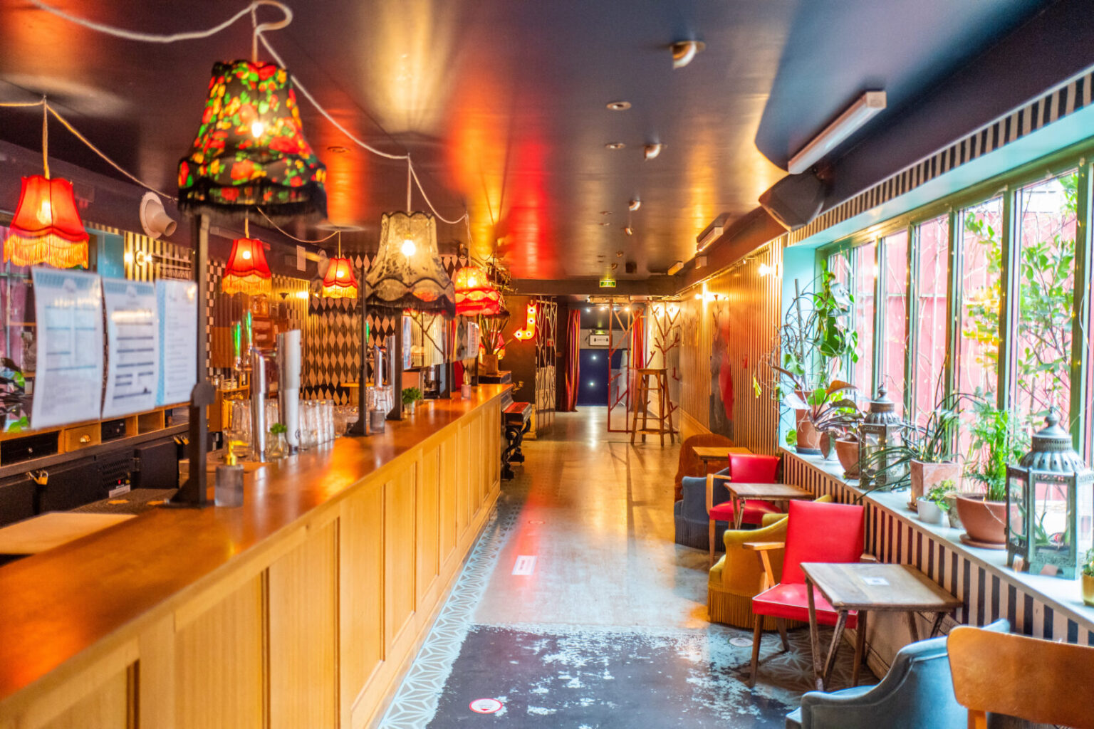 Moulin Rouge: Immerse Yourself in the French Cabaret’s History